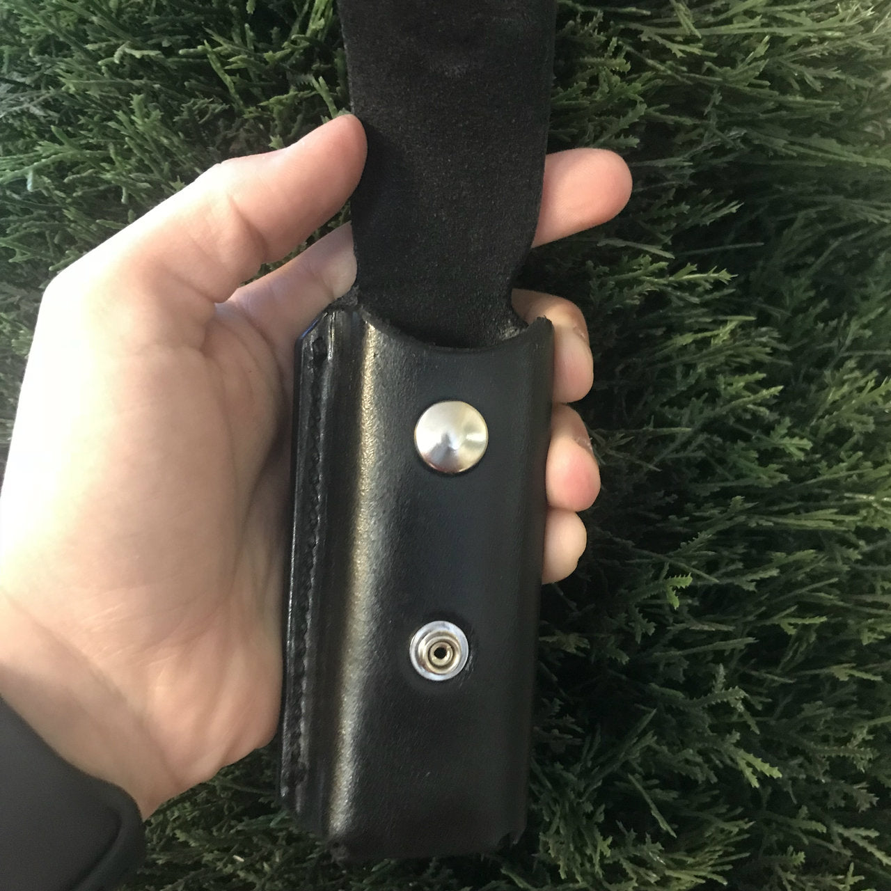 Chris Reeve Leather Belt Sheath Black – KnifeJoy